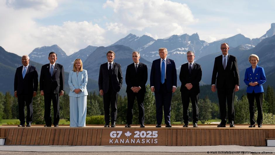 特朗普称欢迎中俄加入G7 英美签订贸易协议 – DW – 2025年6月17日