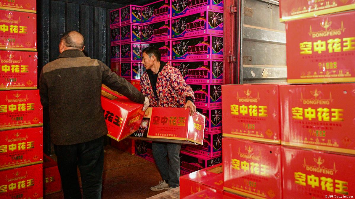 China fireworks factory blast leaves several dead – DW – 06/17/2025