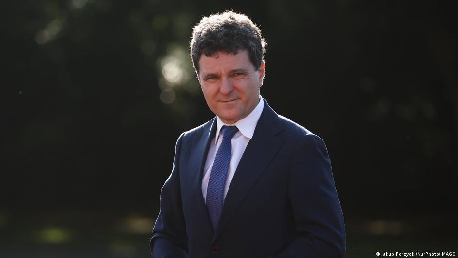 Nicușor Dan și schimbarea de paradigmă în politica externă