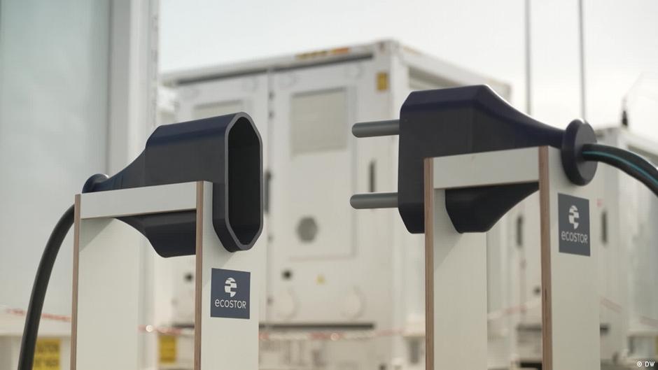 How batteries stabilize the power grid in northern Germany – DW – 07/09 ...