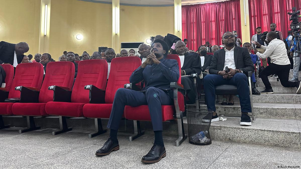 RDC : verdict reporté dans l'affaire Constant Mutamba – DW – 27/08/2025