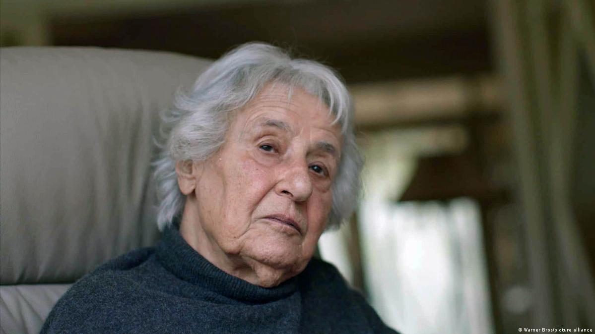 Holocaust survivor Anita Lasker-Wallfisch turns 100 – DW – 07/16/2025