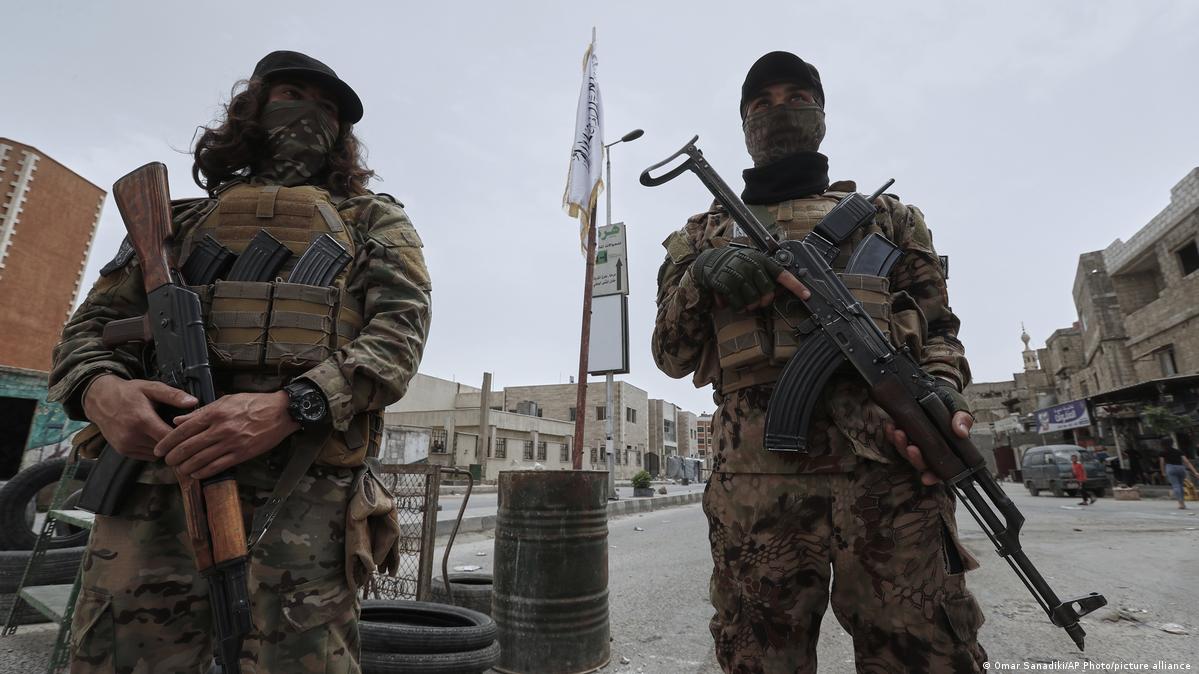 Syria: Dozens killed in sectarian clashes – DW – 07/14/2025