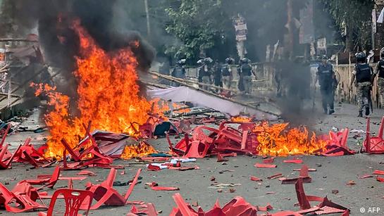 Bangladesh: 4 dead after Hasina supporters clash with police