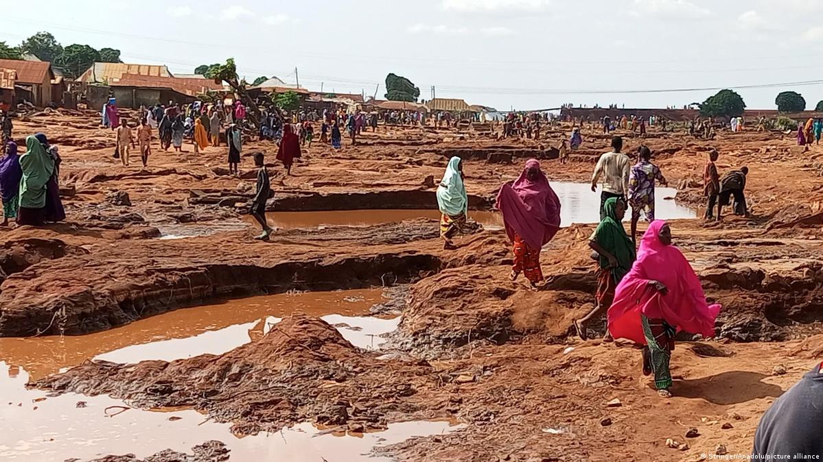 Nigeria: Flash floods leave dozens dead in Adamawa state