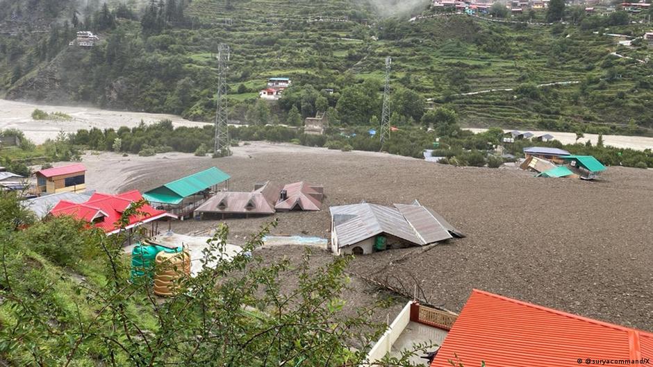 Deadly mudslide engulfs village in northeastern India – DW – 08/05/2025