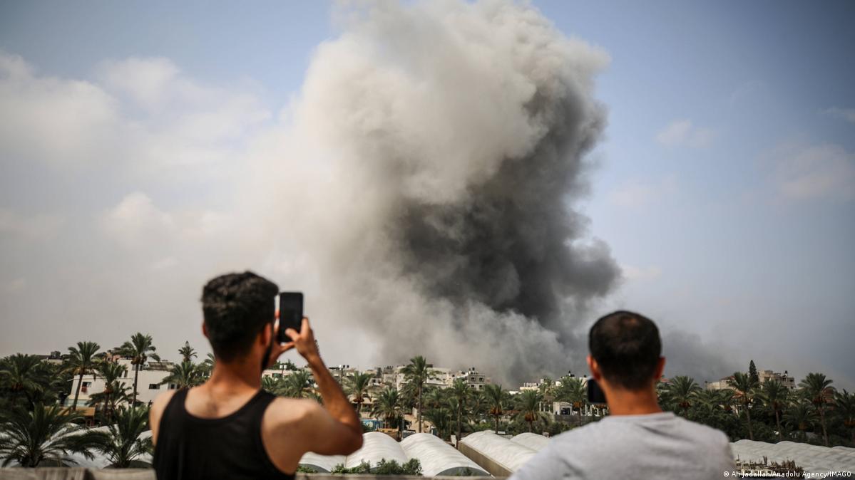 Gaza updates: Israeli military approves takeover plan