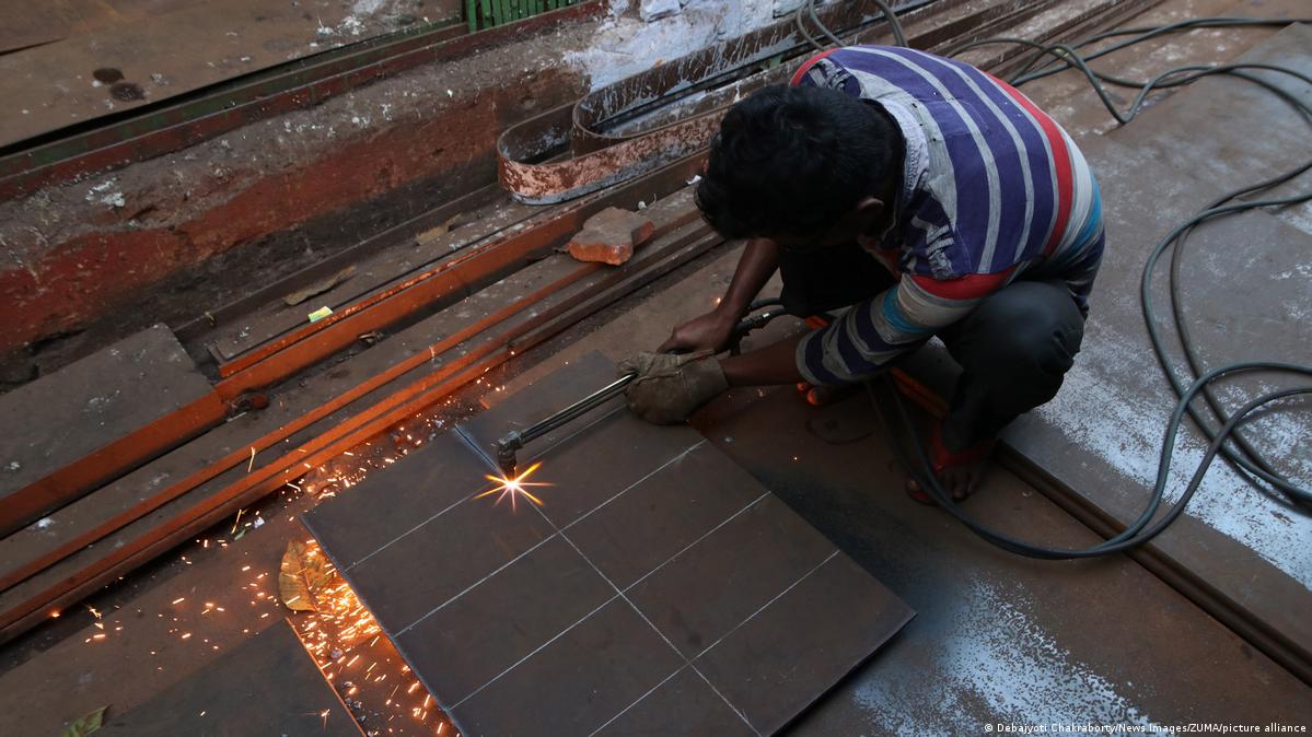 Steep US steel tariffs leave Indian foundries gasping