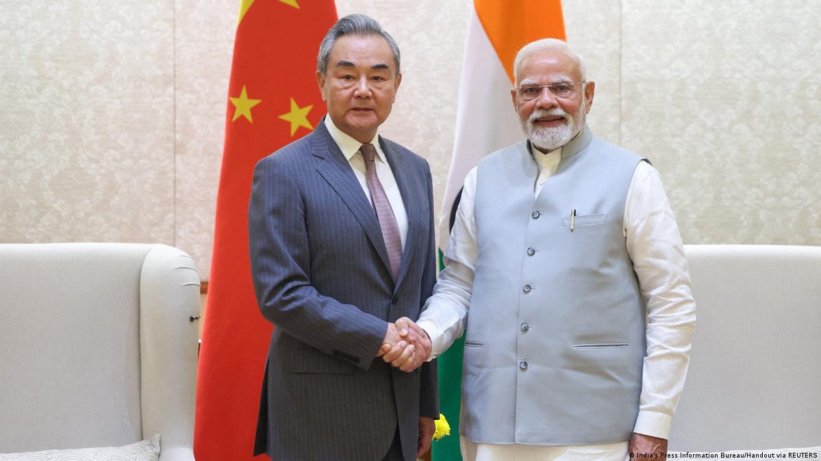 पांच साल बाद भारत और चीन के बीच सीधी उड़ानें फिर शुरू – DW – 26.10.2025