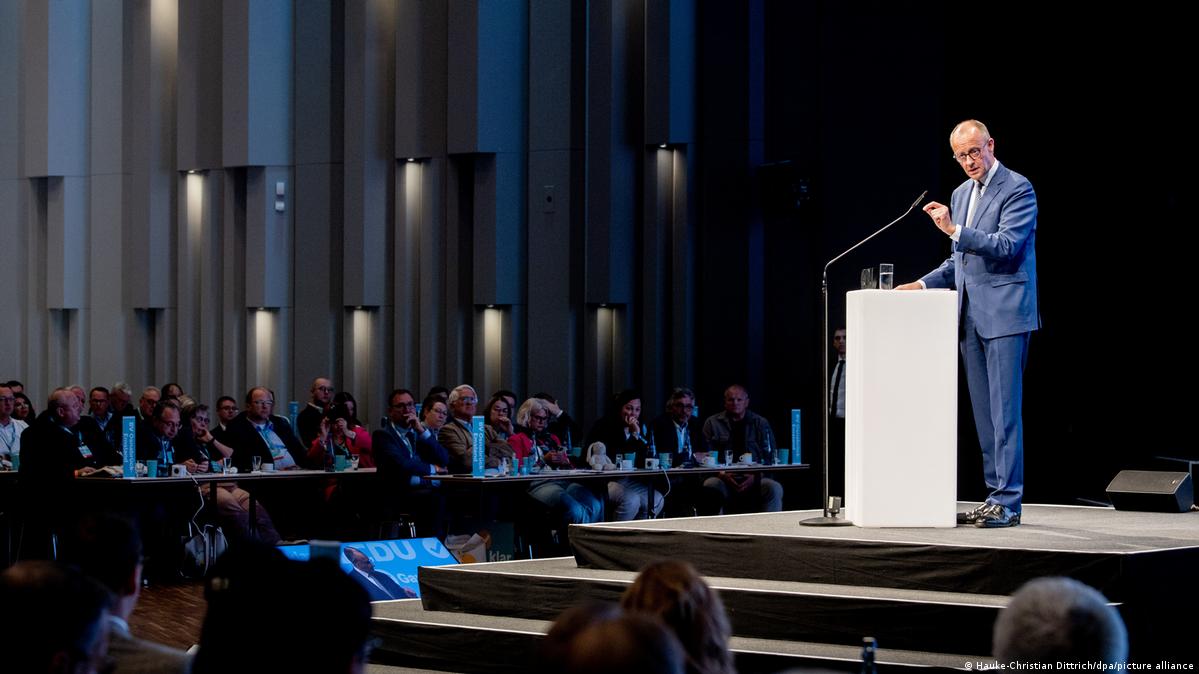 German welfare state 'can no longer be financed' — Merz – DW – 08/23/2025