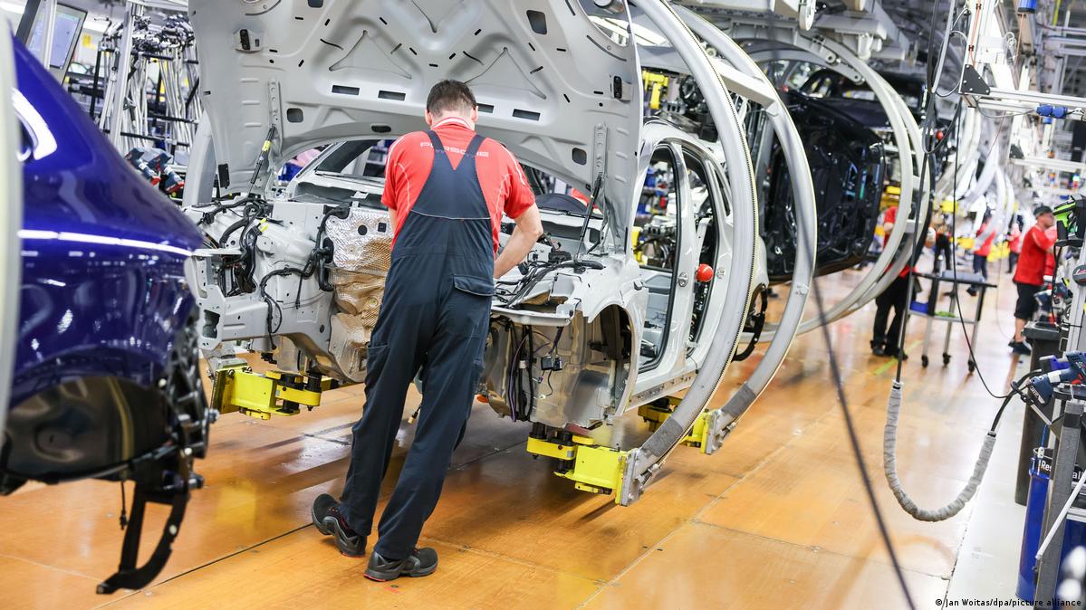 German Manufacturing Cars