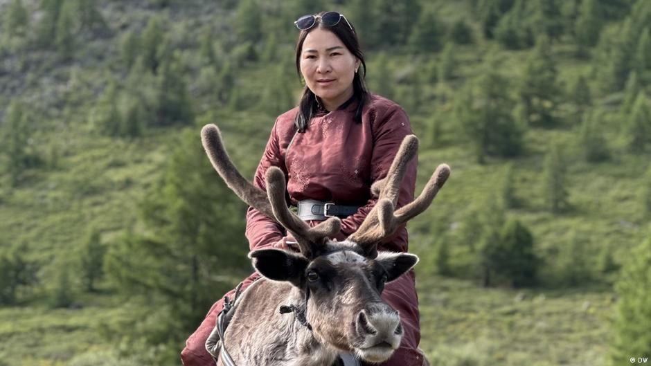 The last of her kind: A nomad doctor in Mongolia – DW – 09/06/2025