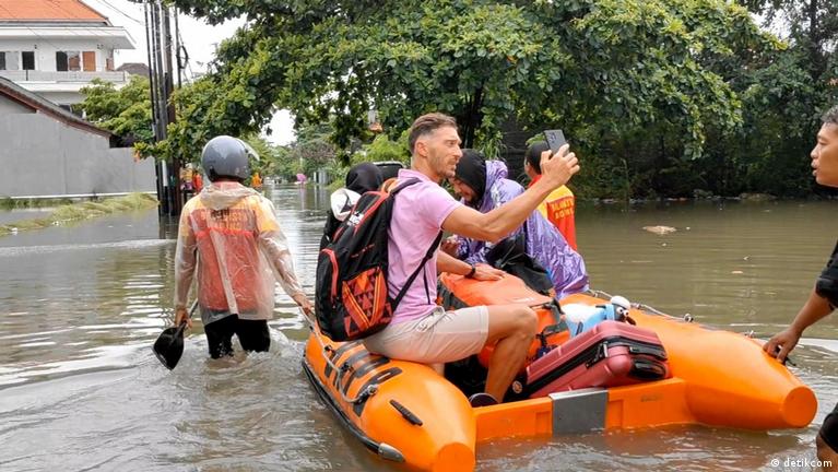 Banjir Bali: 9 Orang Tewas, Status Tanggap Darurat Bencana – DW – 11.09.2025