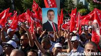 Turkey: Thousands protest against crackdown on opposition