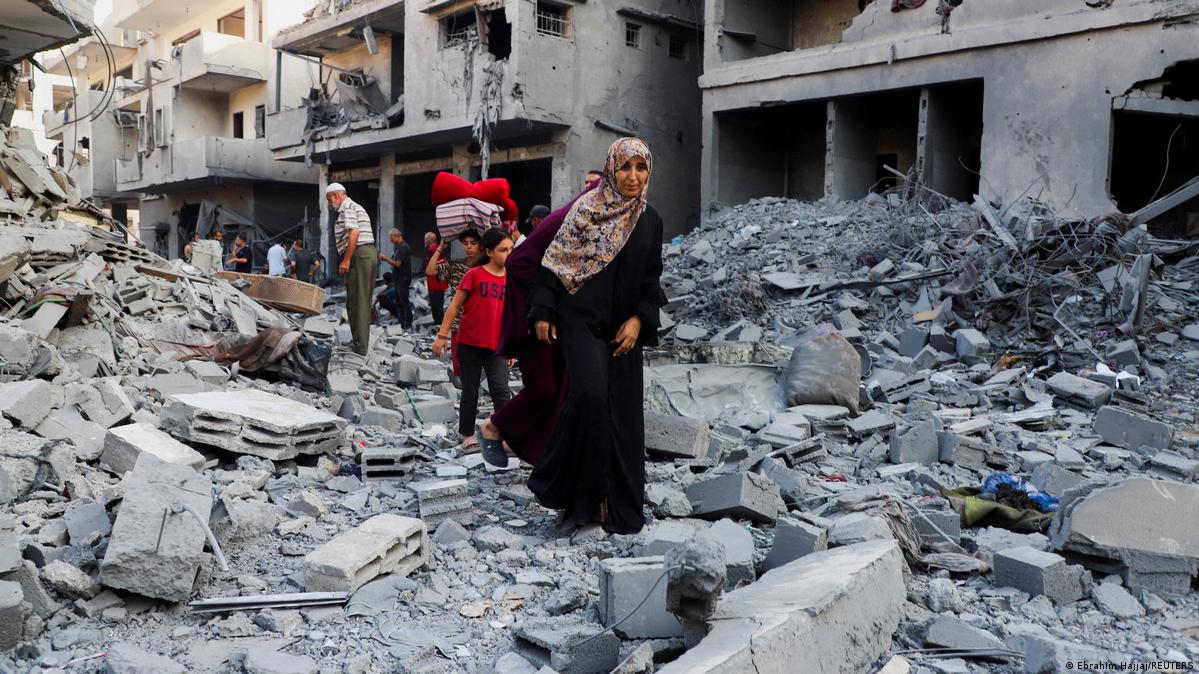 Israel says 'Gaza is burning' as it starts ground offensive – DW – 09 ...