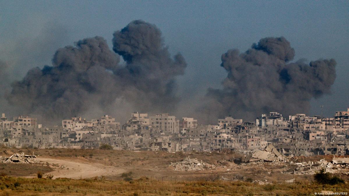 En Israël, la rue veut la paix mais la guerre se poursuit – DW – 17/09/2025