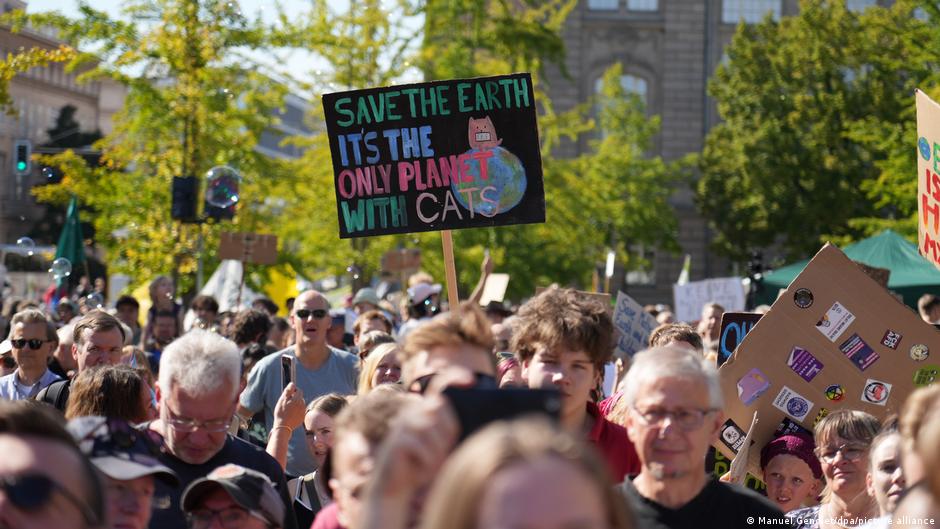 Protesters call on Germany to wake up to climate change