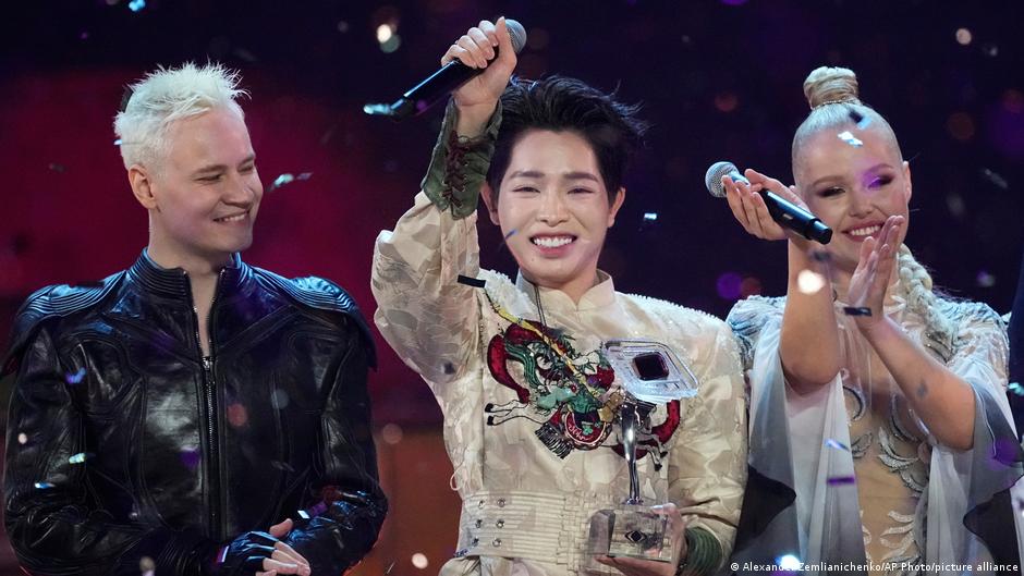 Russia launches Eurovision rival music contest after ban