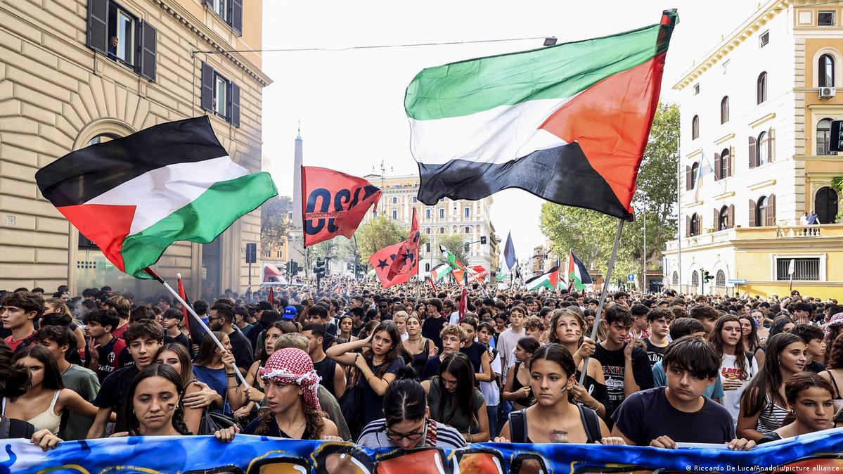 Italy: Thousands join pro-Palestinian protests, strikes
