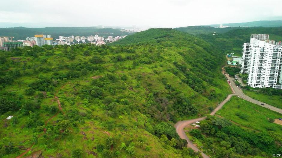 Pune residents fight to save urban hills from construction – DW – 09/30 ...