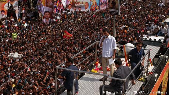 India stampede: Case filed against actor Vijay's party