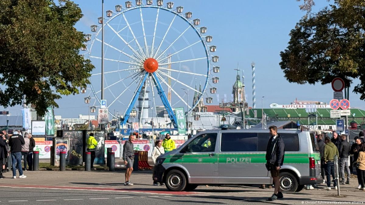 Oktoberfest in München öffnet wieder nach Bombendrohung