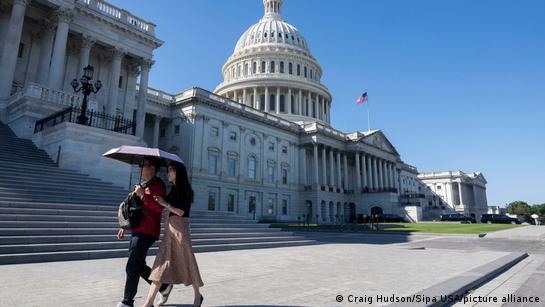 US government shutdown now longest ever – DW – 11/05/2025