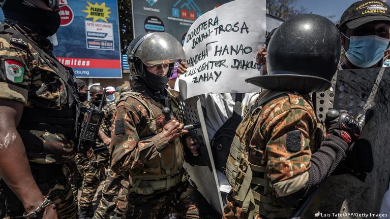 Madagascar: Why is the CAPSAT army unit so influential? – DW – 10/13/2025