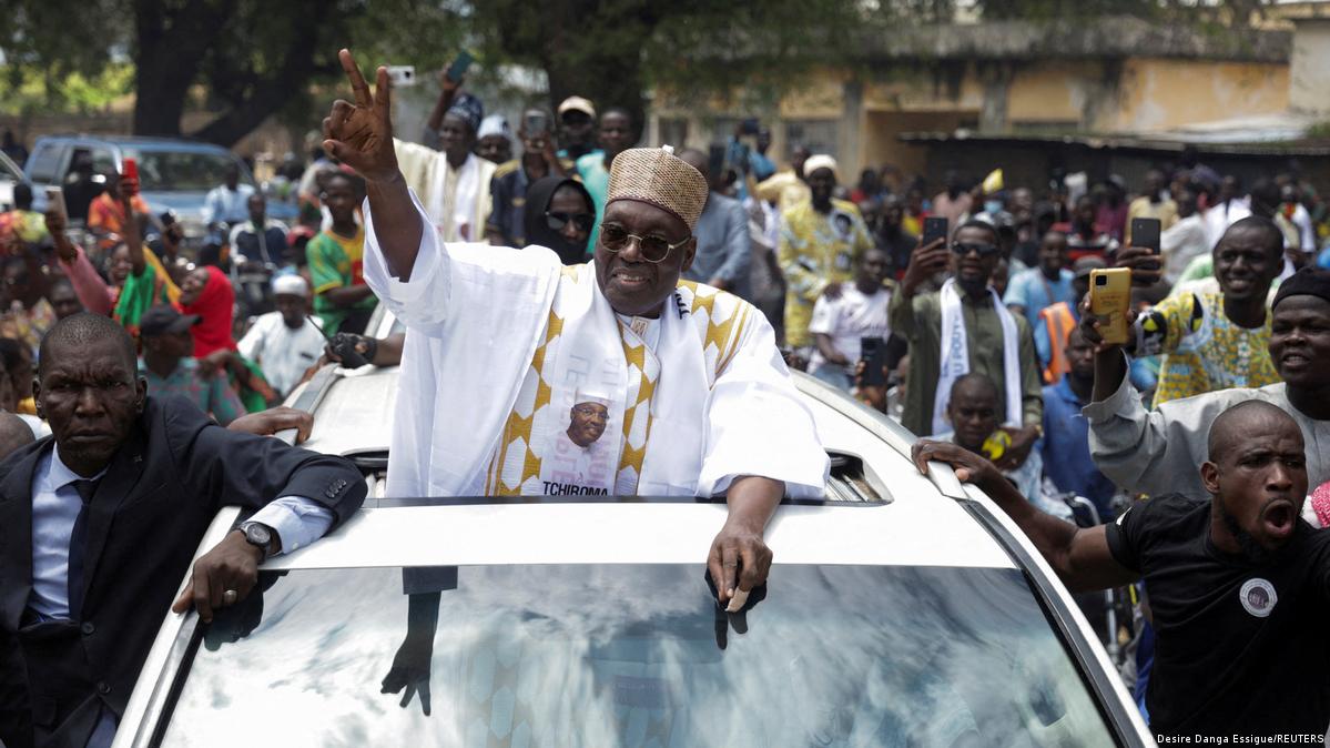 Kamaru: Chiroma Bakary ba zai shiga zabe ba