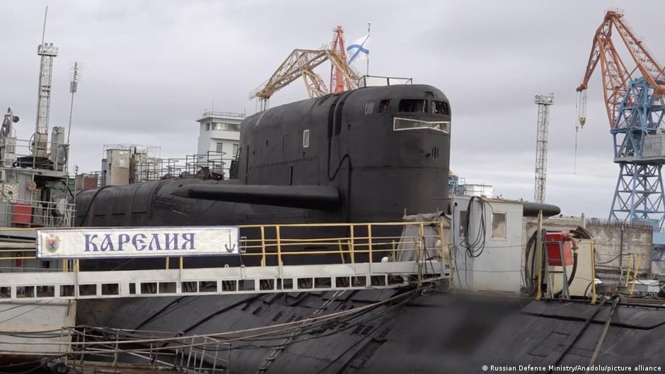 Russia unveils new nuclear submarine