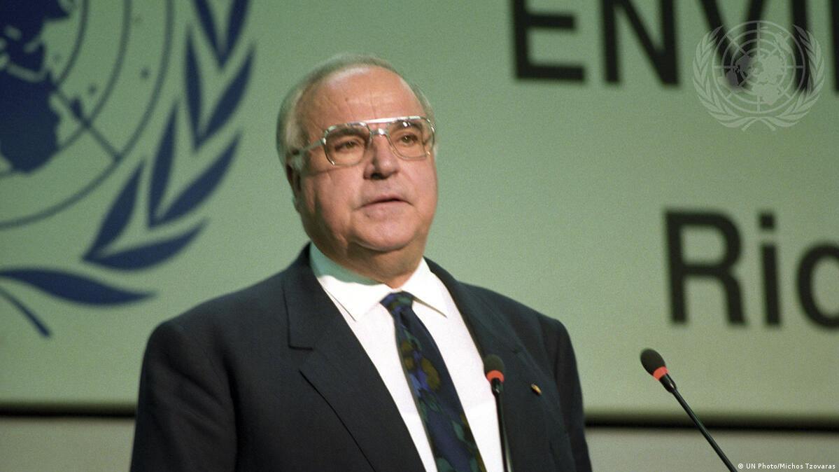 Querella por biografía de Helmut Kohl entra en nueva etapa