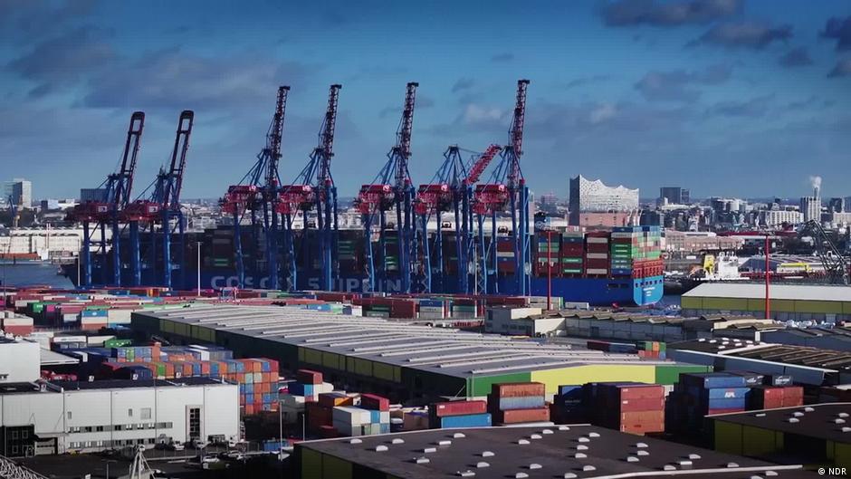 Dock Workers and Drug Cartels - A Dangerous Collaboration