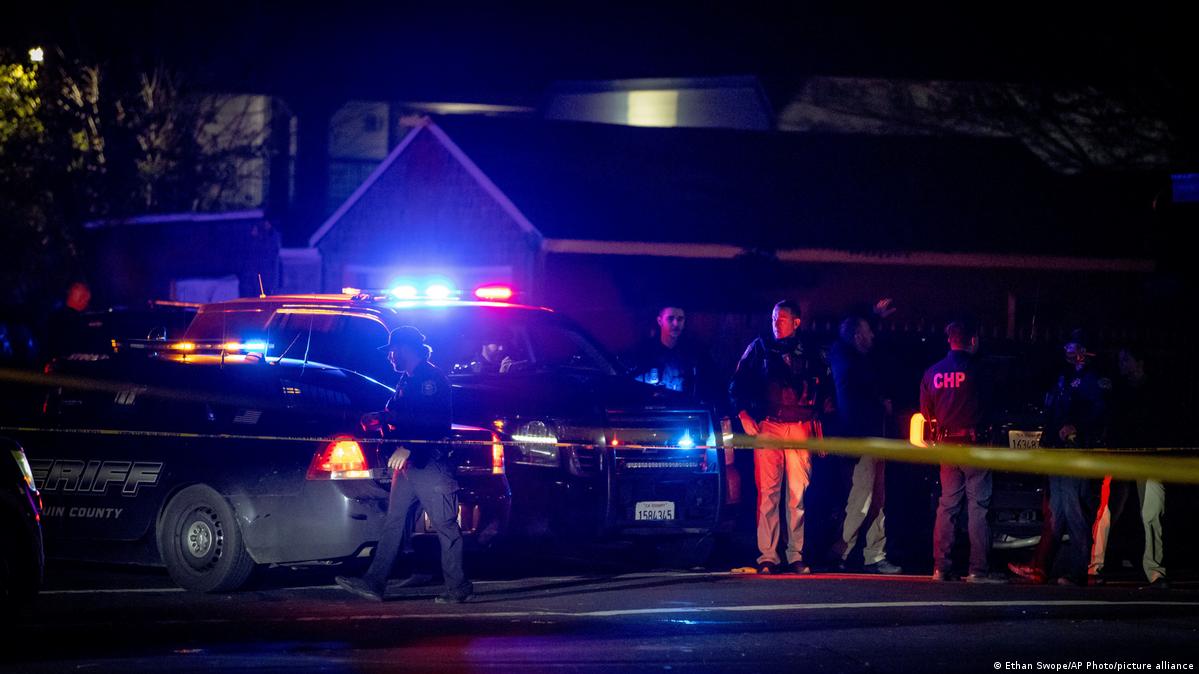 US: 4 killed, 10 injured in birthday party shooting