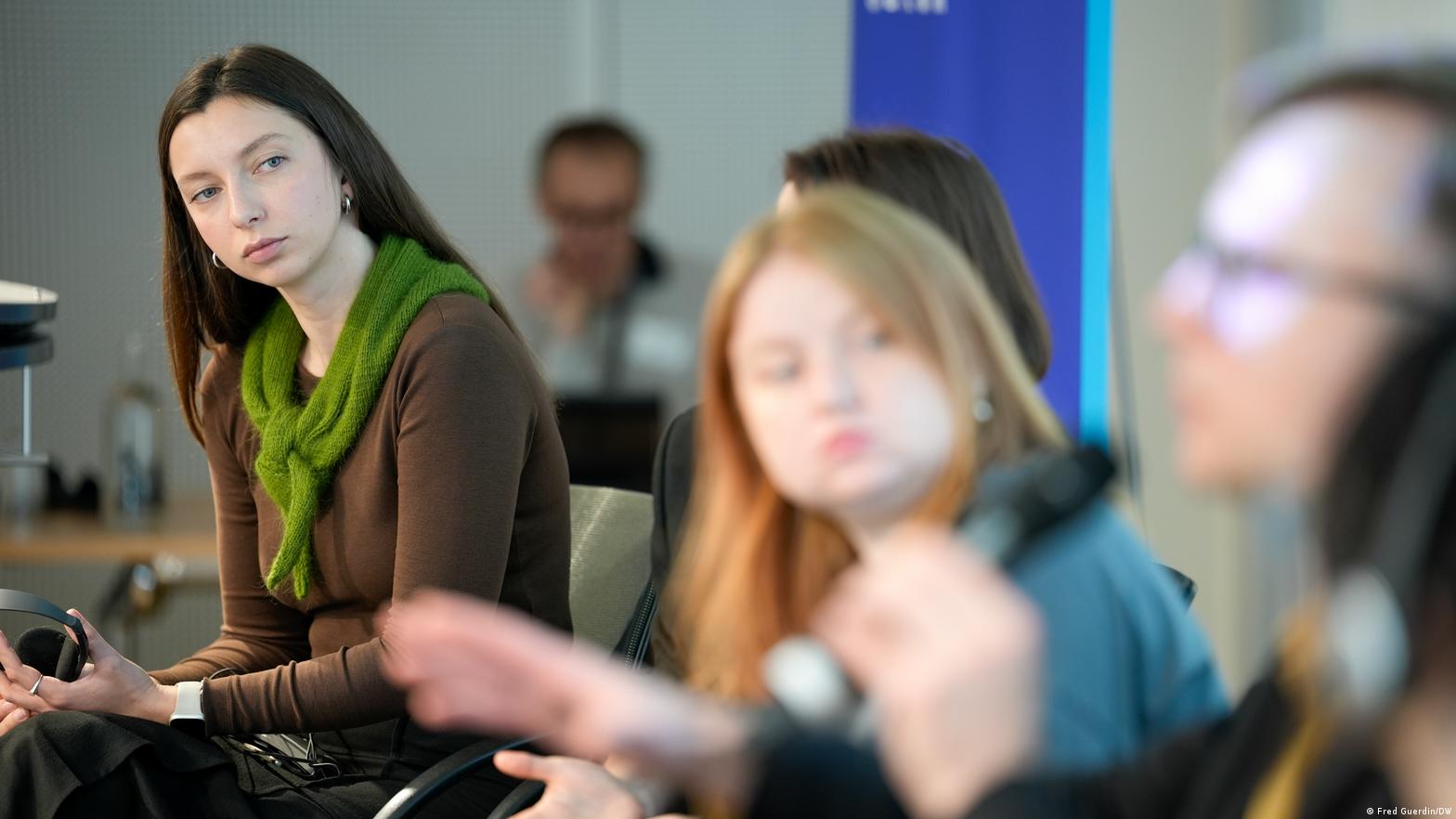 Ukrainian journalists share frontline stories in Brussels