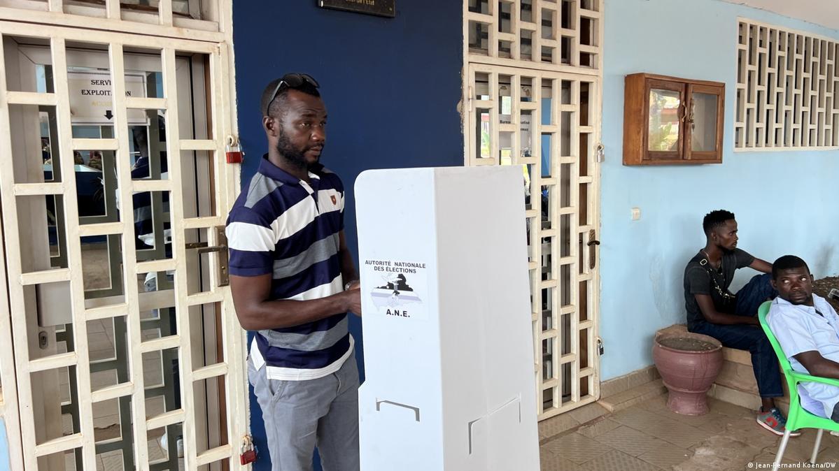 RCA . un quadruple scrutin presque dans le calme – DW – 29/12/2025