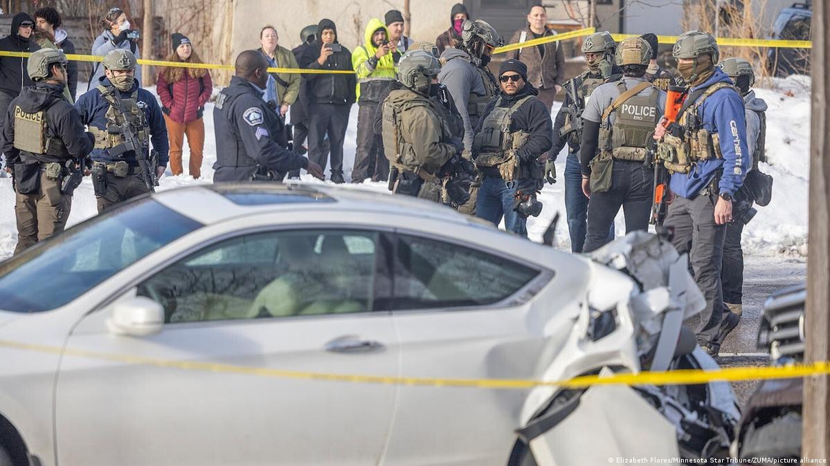 Dispute over investigation into Minnesota ICE killing grows