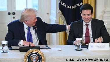 Trump diz que Marco Rubio como presidente de Cuba "soa bem" – DW – 12 ...