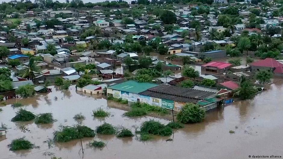 Cheias submergem 40% de Gaza e inundam distritos de Maputo
