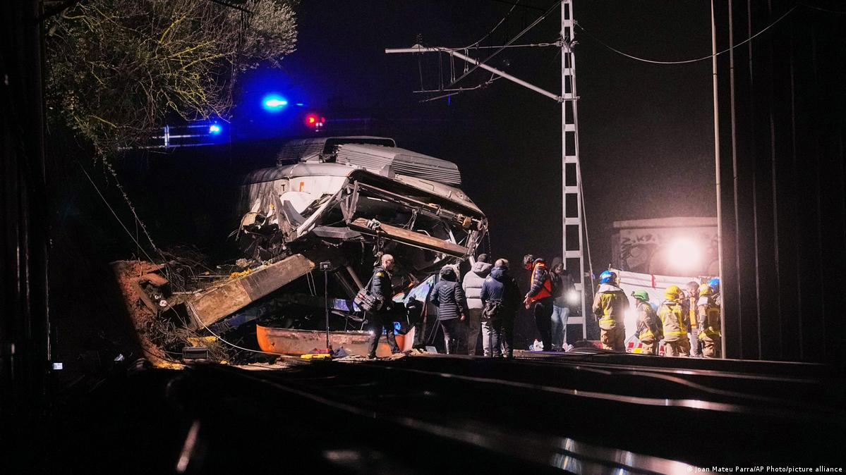 Spain: Driver killed, passengers injured in new train crash