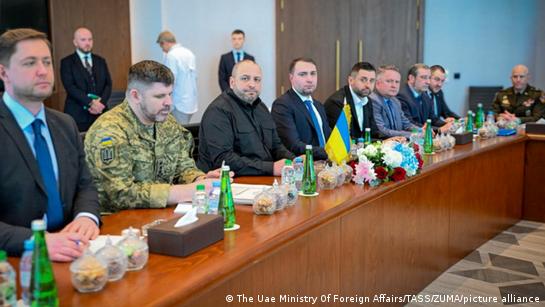 Ukraine's top negotiator says trilateral talks 'productive'