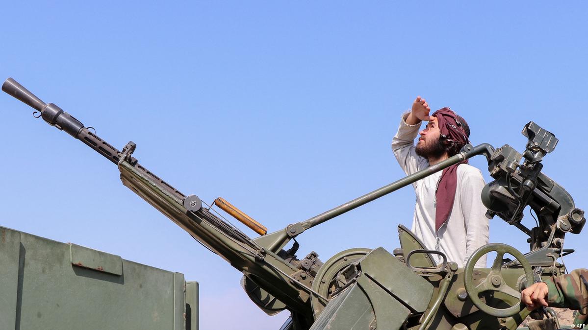 Pakistan ta kai hari biranen Afghanistan