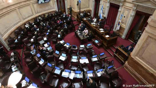 Argentina passes Milei's controversial labor reform