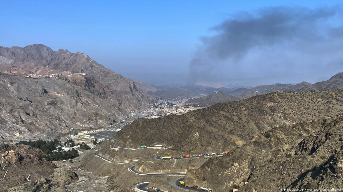 Afghan Taliban reportedly target Pakistani jets over Kabul