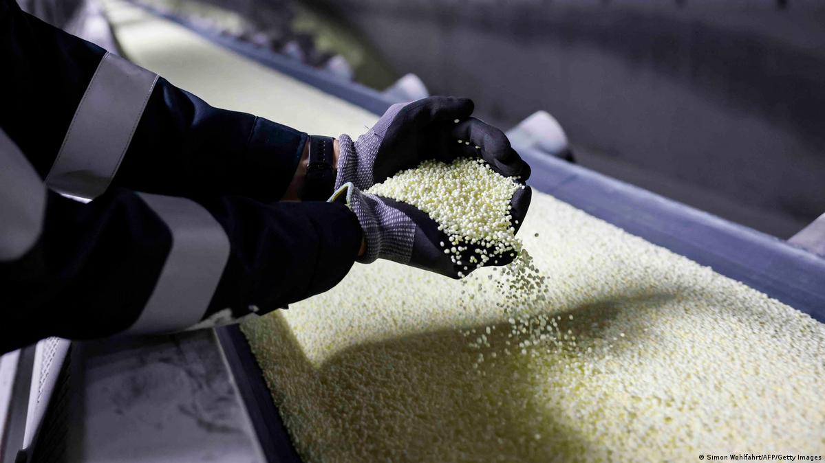 Iran war: Strait of Hormuz shutdown could spark food crisis