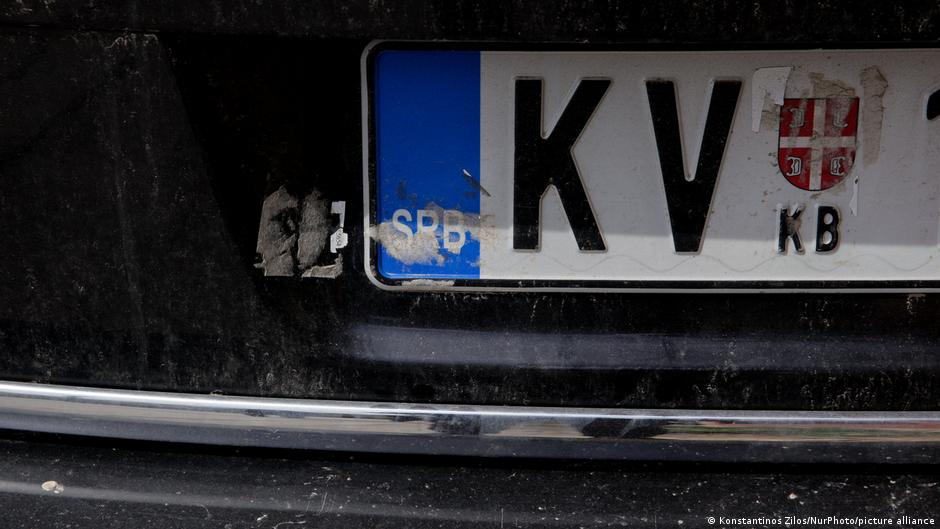 Novi kosovski zakoni: Srbi pred „svršenim činom“ :: DW :: RTCG - Radio ...