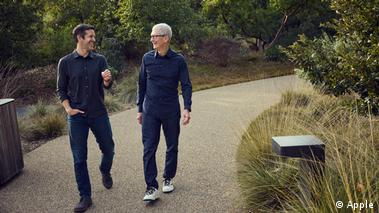 Tim Cook to step down as Apple CEO, John Ternus to take over