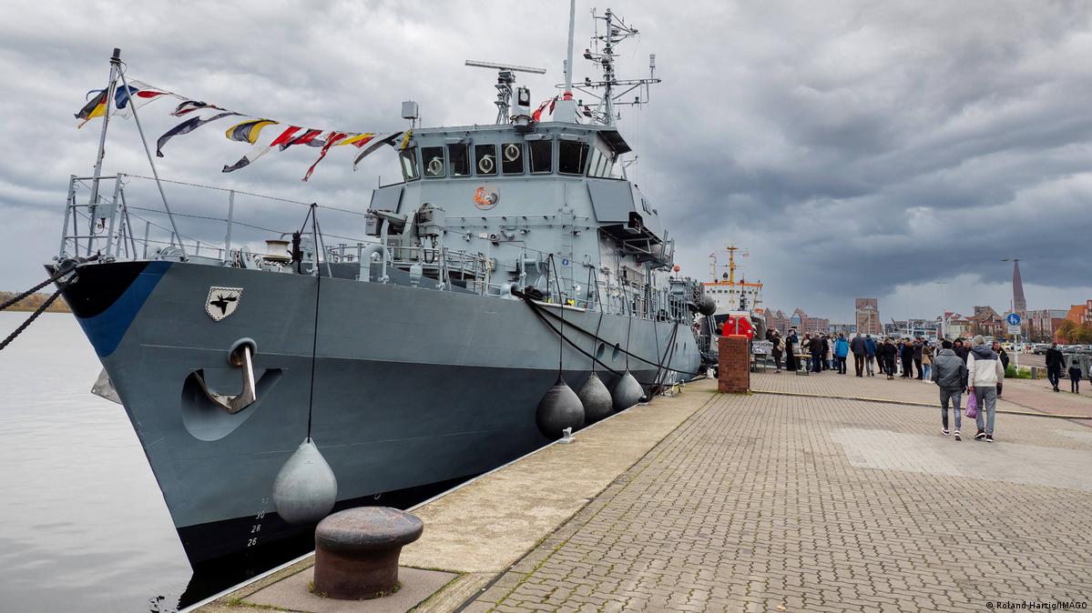 News kompakt: Möglicher Hormus-Einsatz für deutsches Schiff