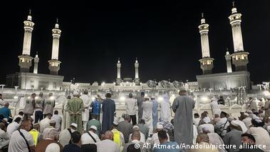 Saudi Arabia: 1.5 million join Hajj pilgrimage despite war