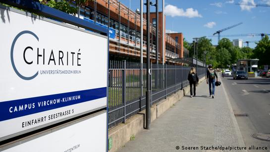 News kompakt: US-Ebola-Patient wird in Berlin behandelt