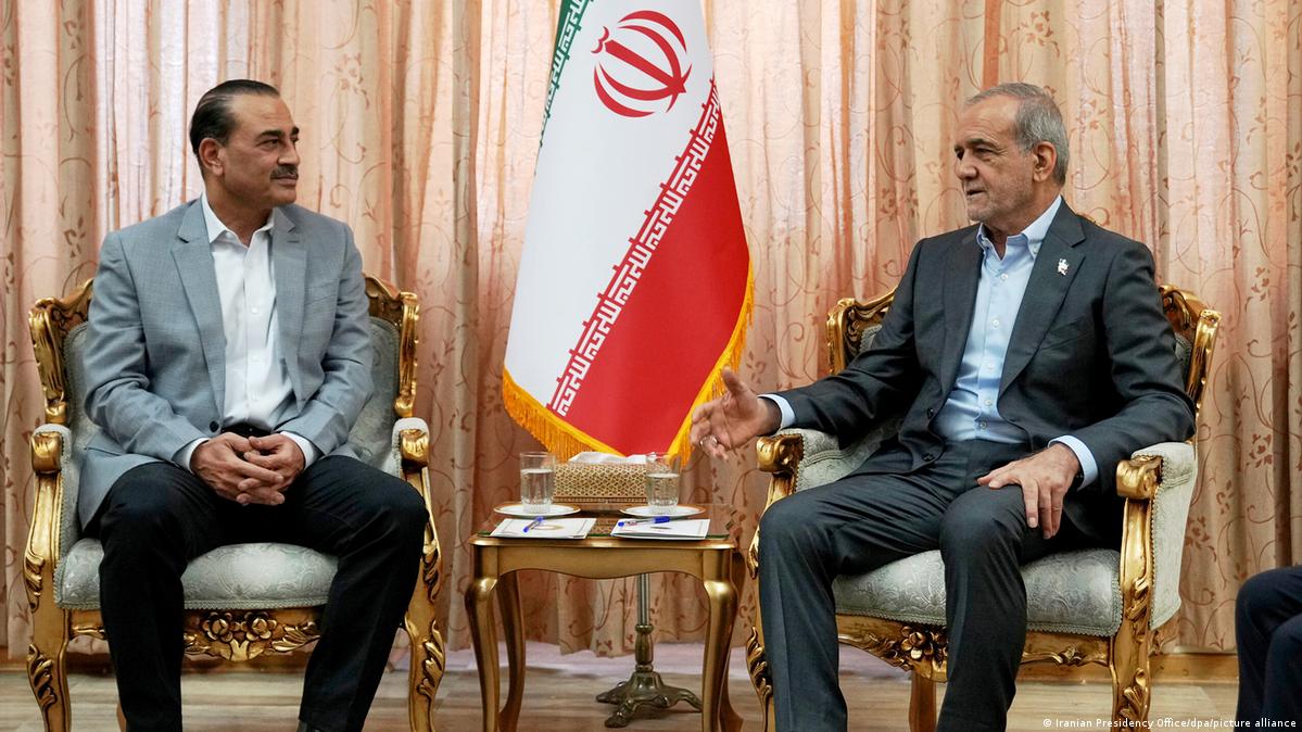 US, Iran strike upbeat tone as Hormuz deal takes shape